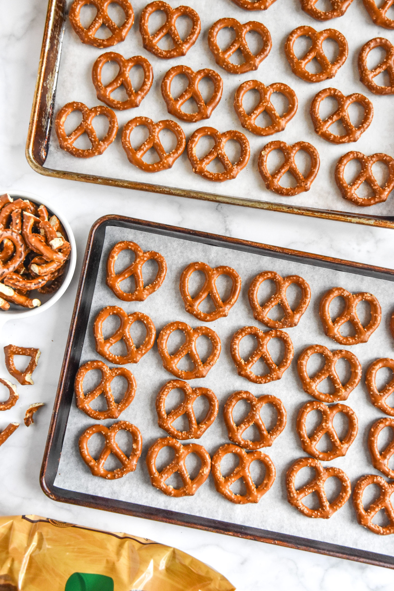 Homemade Chocolate Dipped Pretzels - Project Meal Plan